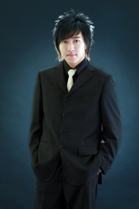 M y a n m a r H u n k s: Lin Latt Hein