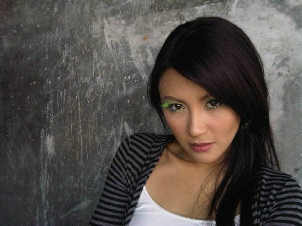 selebritis indonesia cantik ayu: Artist Rizky Sharena beautiful movie ...