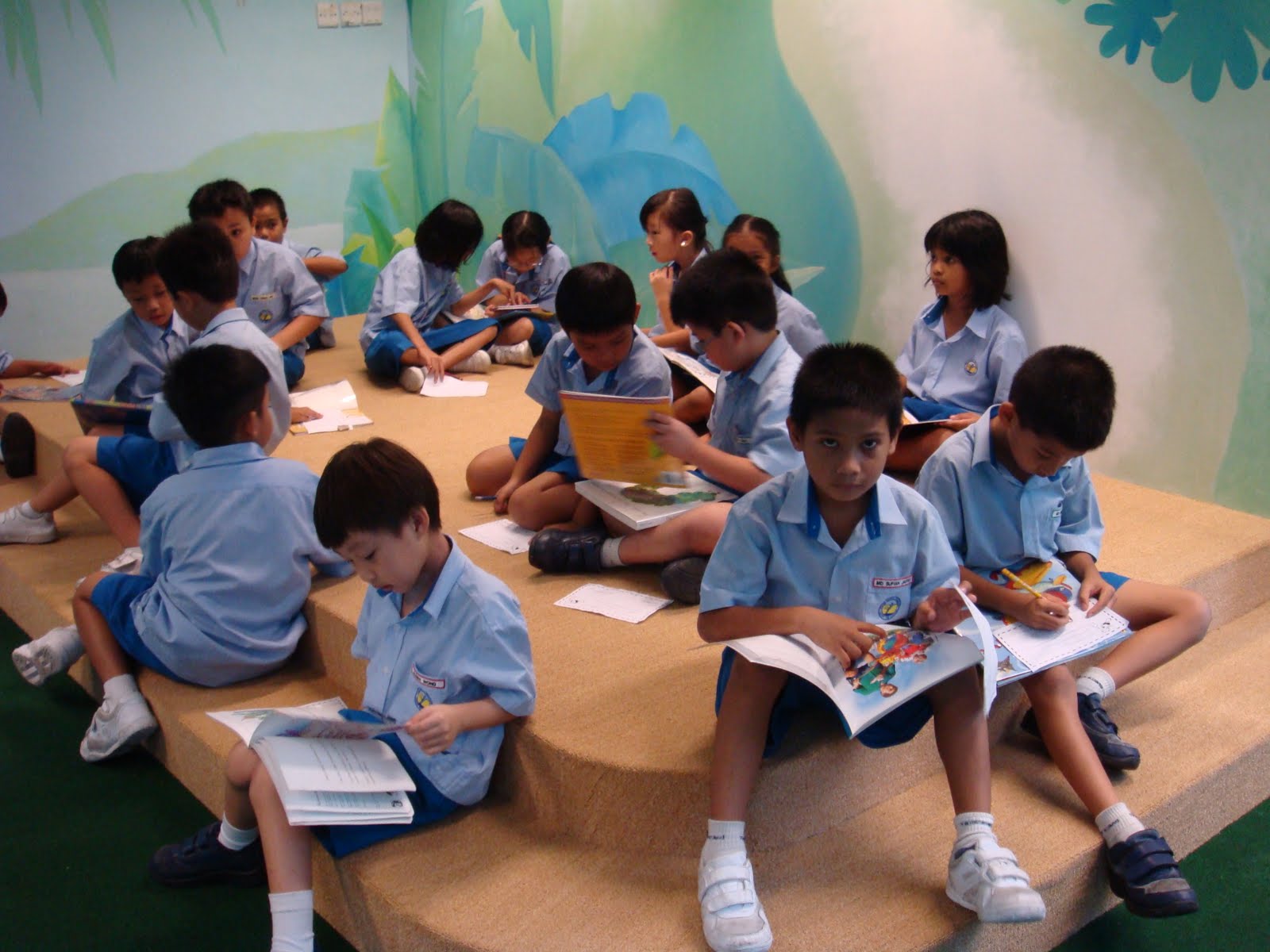 The Library @ Telok Kurau Primary School: Library @ TKPS Picture Gallery