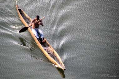 Guia de Embarcações de Cabo Frio: Piroga