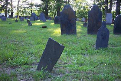Exploring Western Massachusetts: Cemetery: Old Deerfield Burying Ground