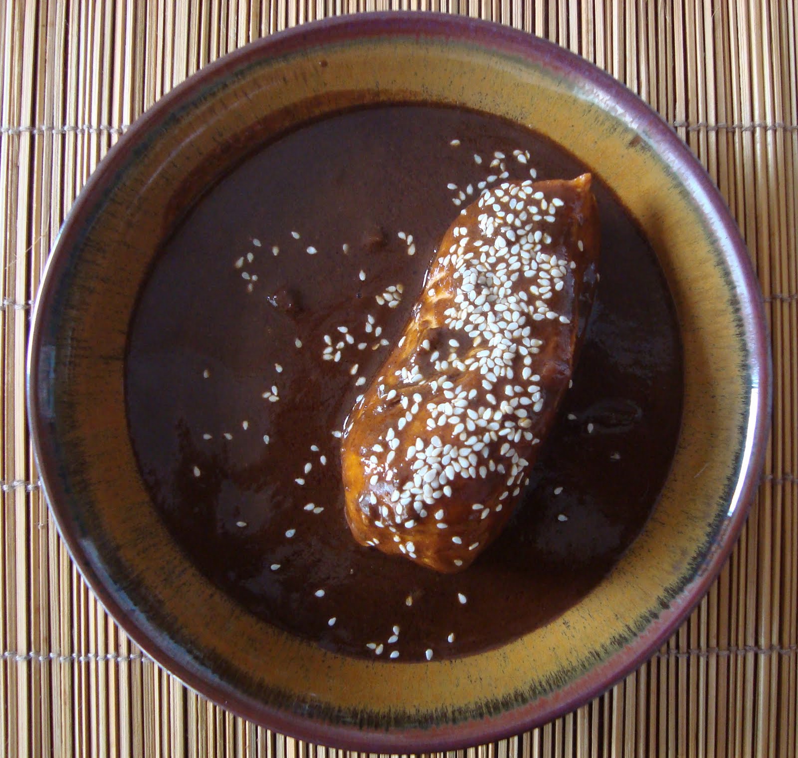 Con el tenedor en la mano: Pollo con mole