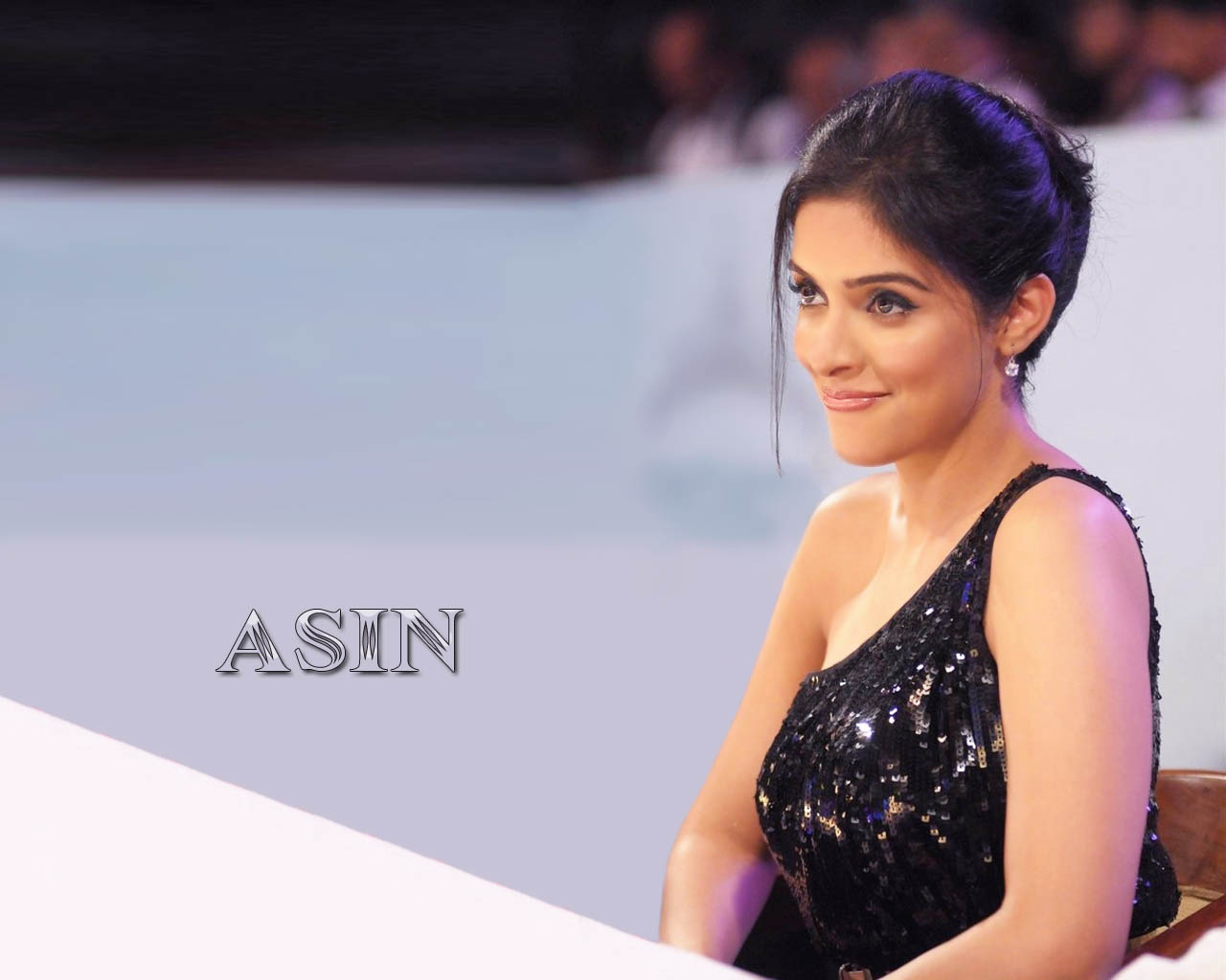 Hot Sexy Unseen Stills: Asin Ready Hot Sexy Spicy Bikini Cute Unseen ...