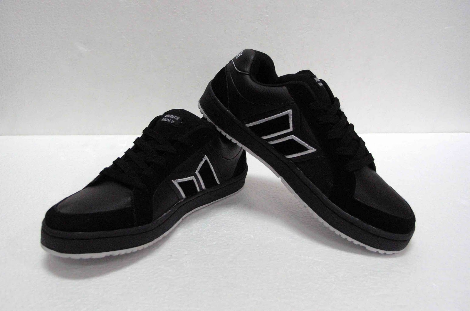 MACBETH REGAL | sepatu88.com