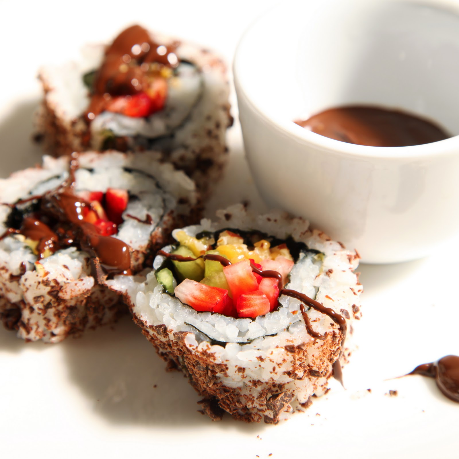 The 10 cent Diet: chocolate mango inside-out roll with dipping sauce