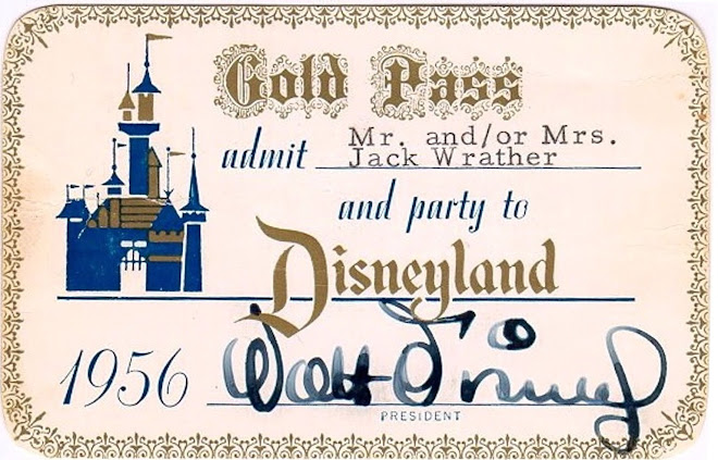 The Original Disneyland Hotel: Disneyland Gold Cards