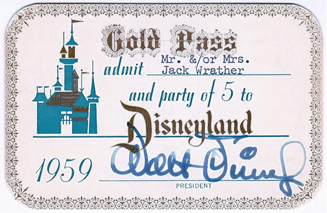 The Original Disneyland Hotel: Disneyland Gold Passes