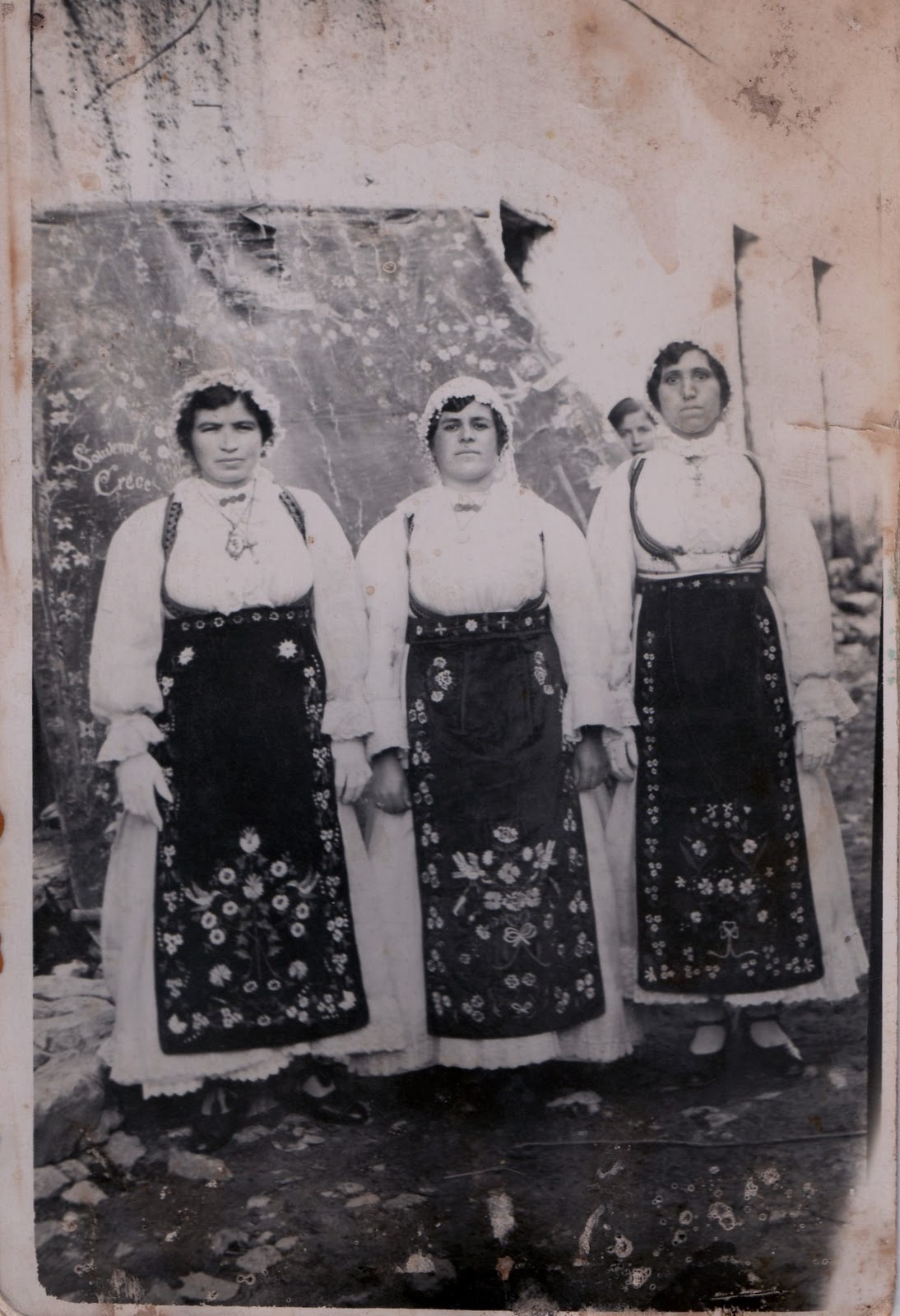 ΑΜΦΙΚΛΕΙΑ ΔΑΔΙ: Κοριτσια του Δαδιου