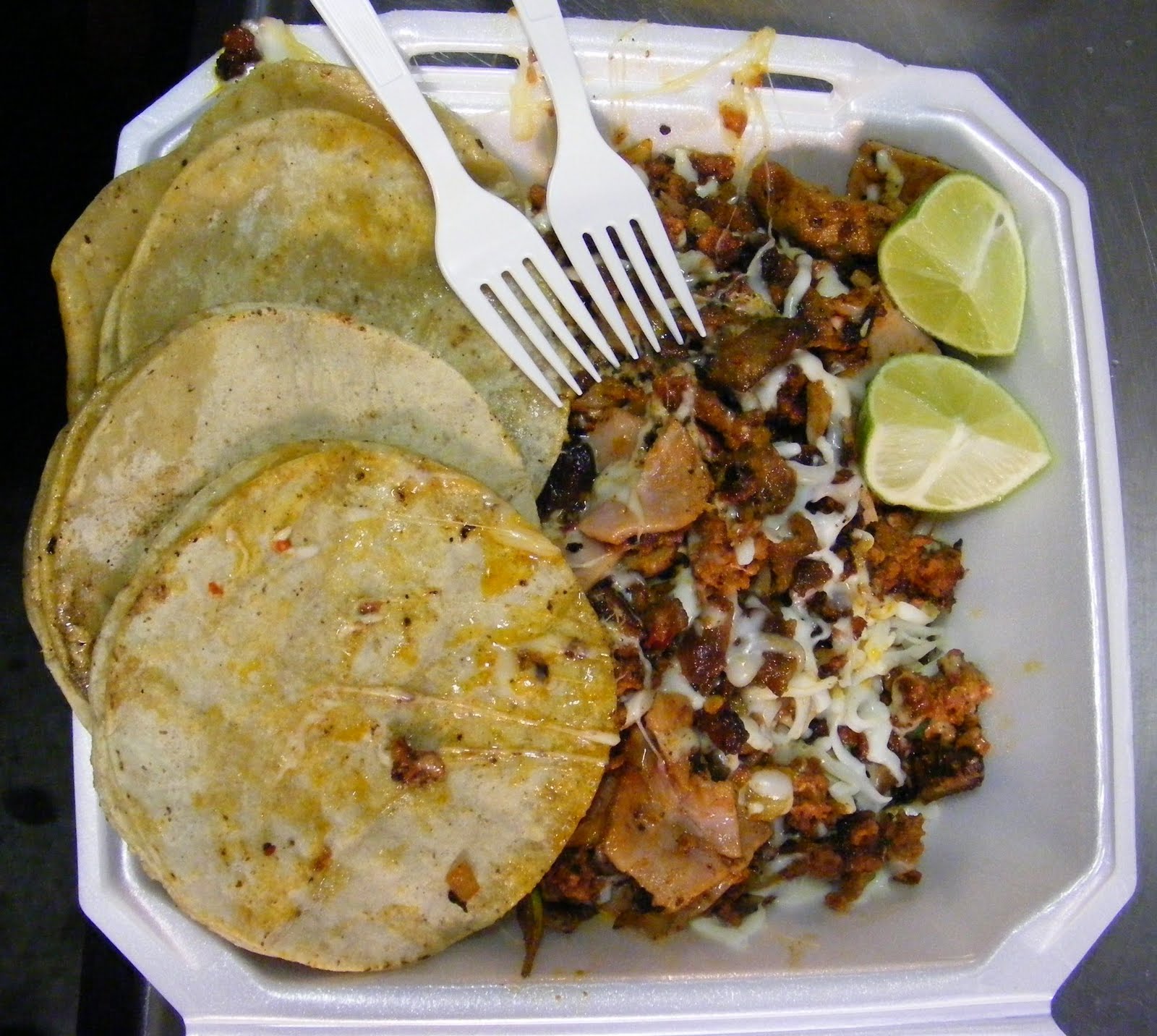 Street Gourmet LA: Tacos Cuernavaca, Not Just Another Pretty Face