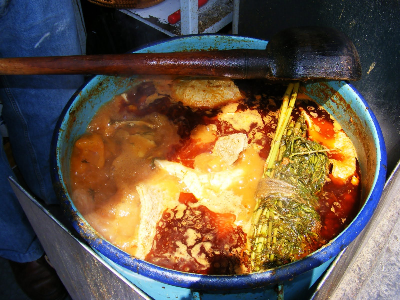 Street Gourmet LA: Mole de Panza- Puebla, Mexico: The Zen of Menudo