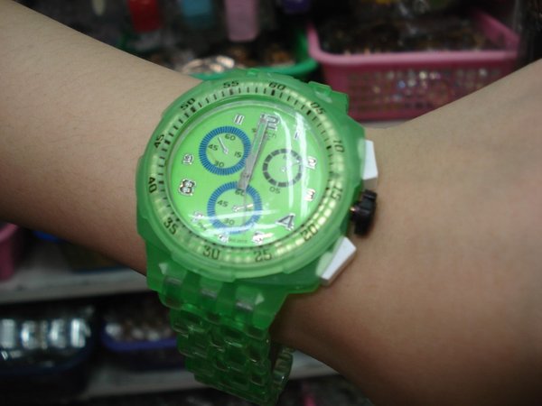 stop&shop: Swatch Lego w/ Lights