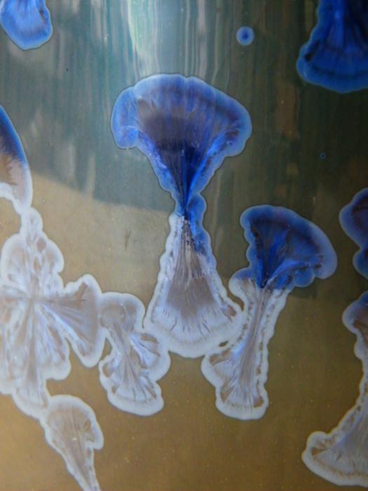 Some more crystal glazed pots... Earlier to bed tonight!