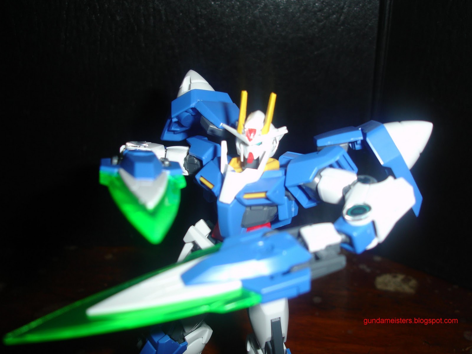 Gundam Meisters: Review: HG 1/144 Gundam 00 Seven Sword G