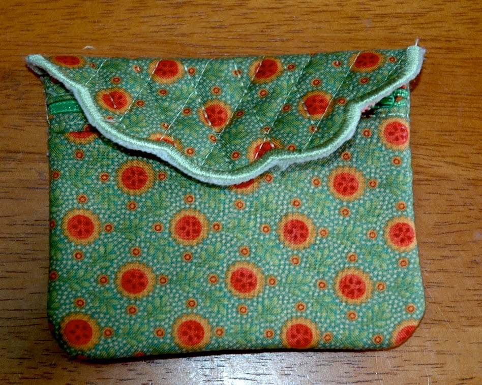 Hip and Humble Paperworks by Idea Queen: Machine Embroidery Coin Purse