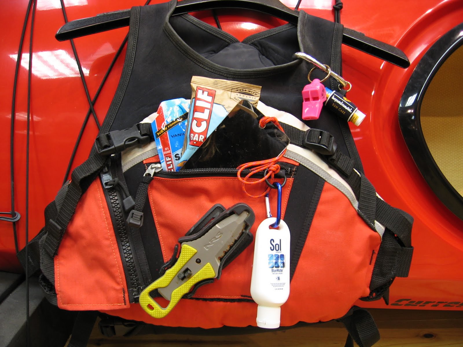 Wayfinder Ali: Pimp your PFD - Personalize your Kayaking PFD