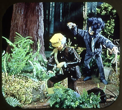 What My Dad Saw: View Master: Monsters 1976 3