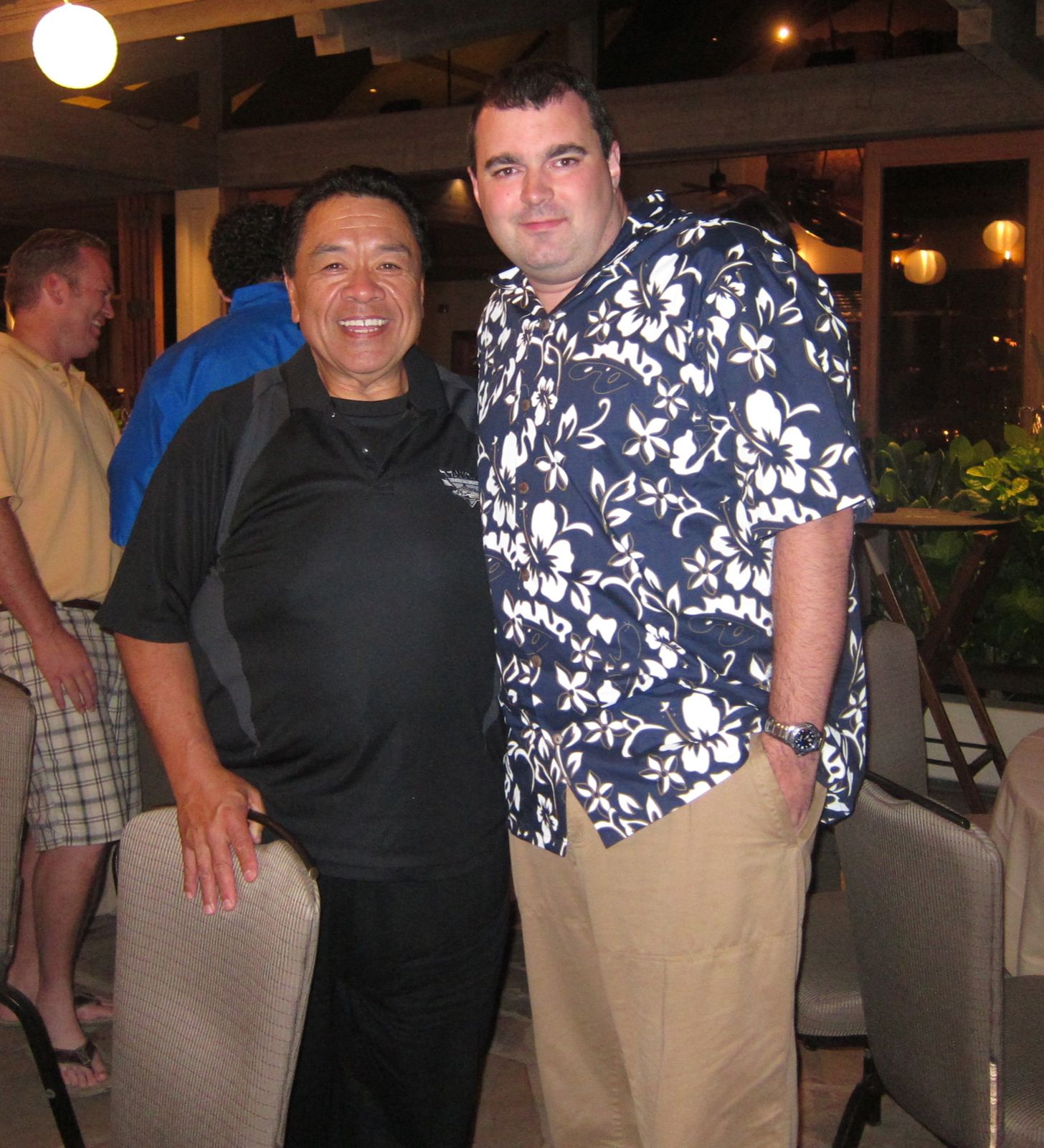 Gruve Mom Times: Hawaii - Day Who Knows? We are in paradise :)