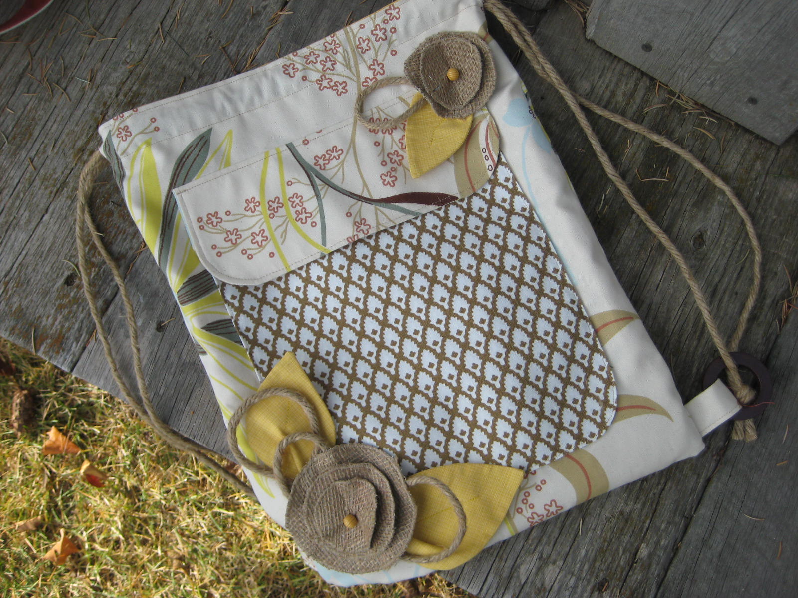 Tutorial Boutique How To Make Fabric Leaves tutorial-boutique-how-to-make-fabric-leaves