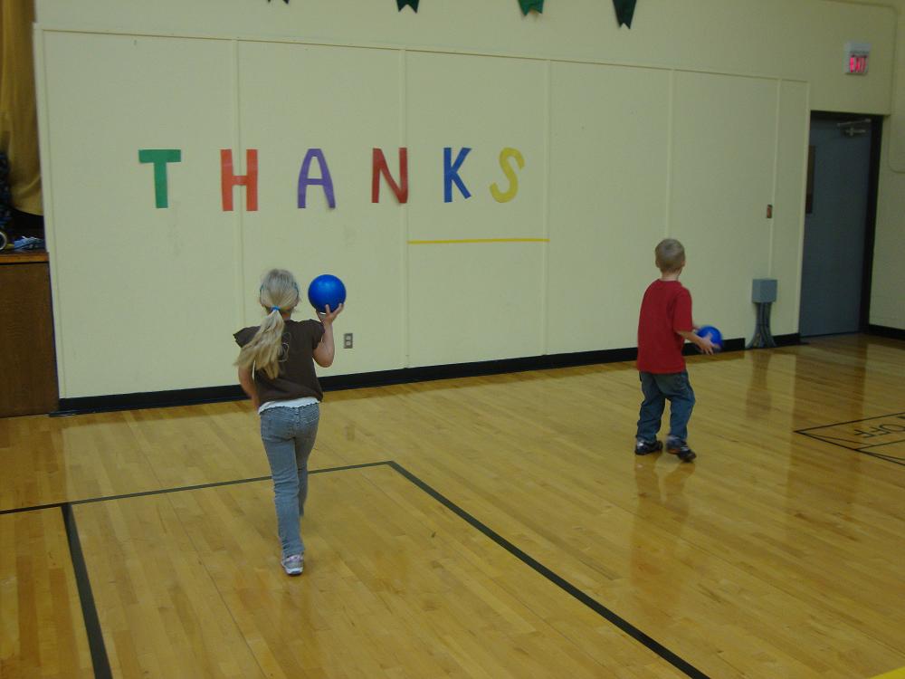 It's Elementary!: Thanksgiving Stations during PE classes with Miss Willer