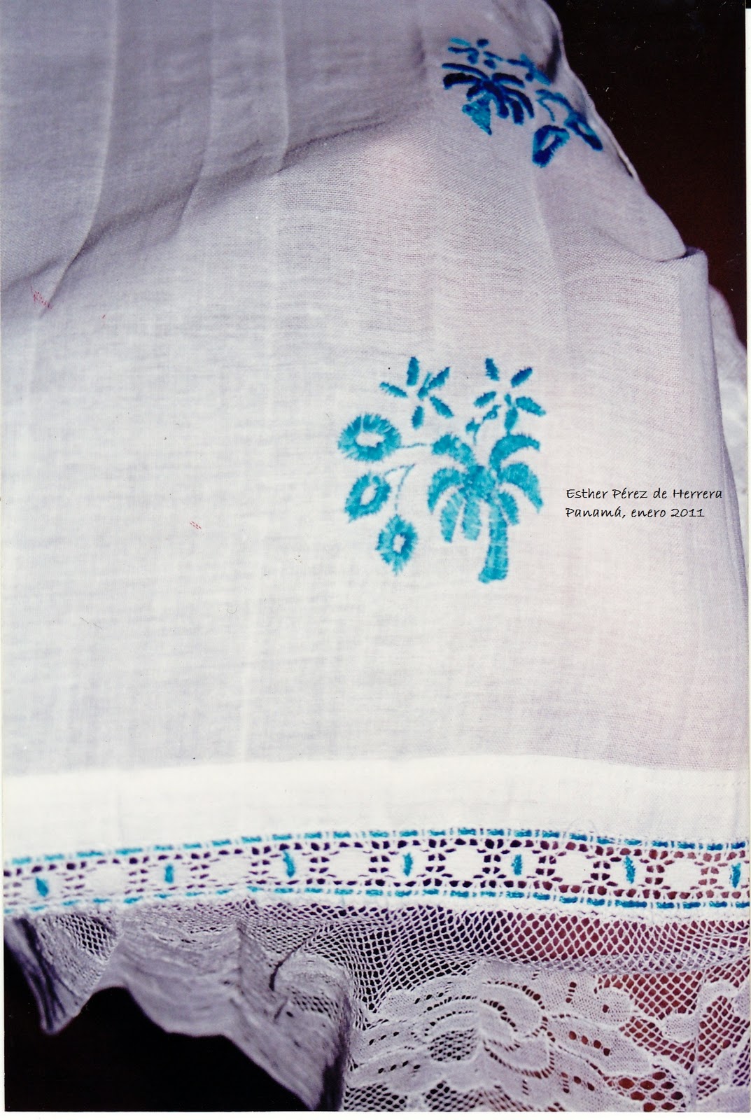 La Pollera de Panamá: Pollera de Coquito