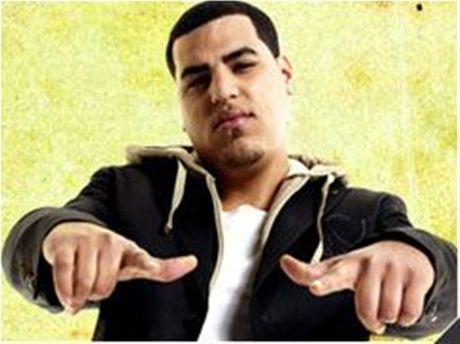 PROMOBOOM!!!: MAX AGENDE MAS QUE EL BAJISTA DE AVENTURA