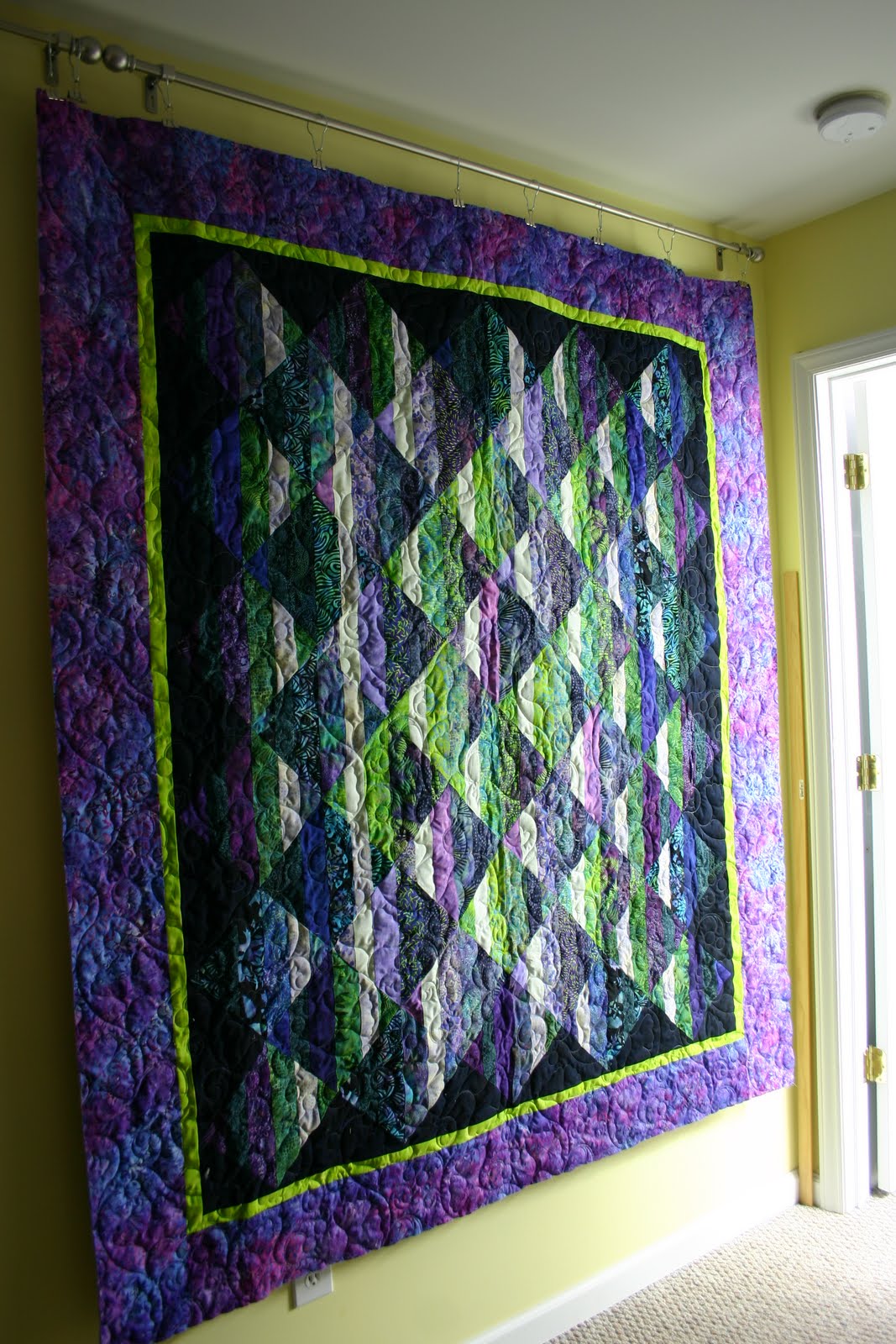 Three Bears Quilting: Julia's Transitions Quilt is Finished!