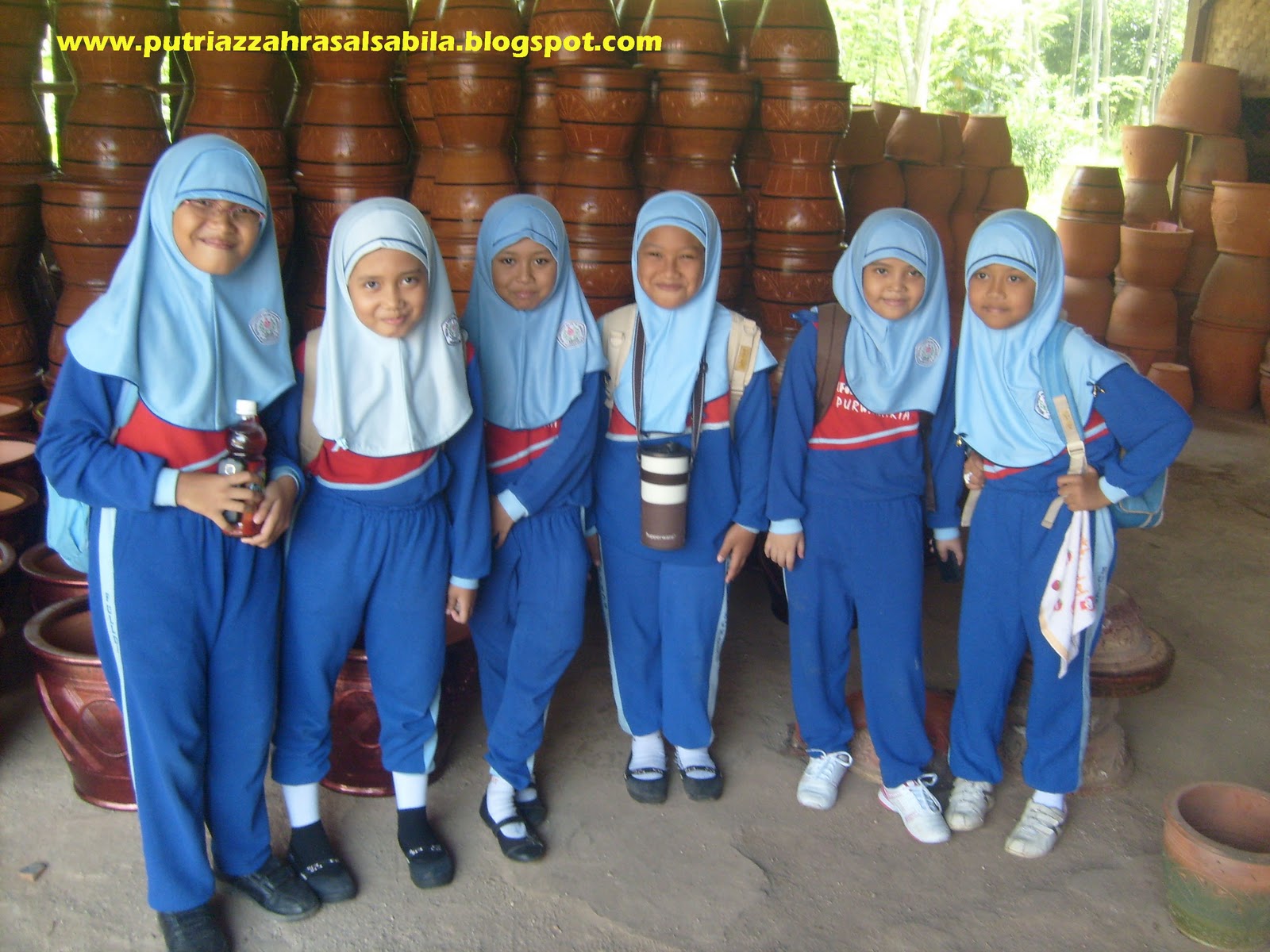 MY COLOURFUL WORLD: BELAJAR BIKIN GERABAH DI PLERED PURWAKARTA