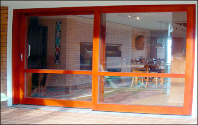 Pb elemental architecture: Large openings/Bringing the outside in