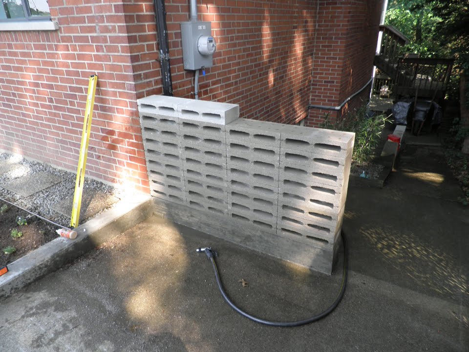 Cincinnati Modernation: Mid Century Curb Appeal - DIY Modern Screen Wall