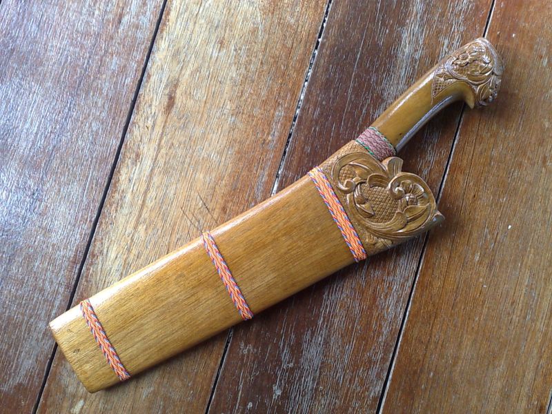 Koleksi Pisau, Parang Dan Golok: Parang Candong Berukir
