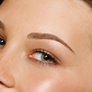 Latest Makeup Trends: How to Get Sexy Eyebrows Easy