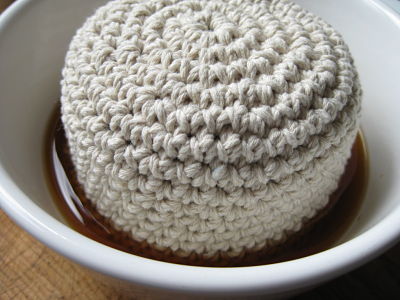 CraftyRie: Tea & String....