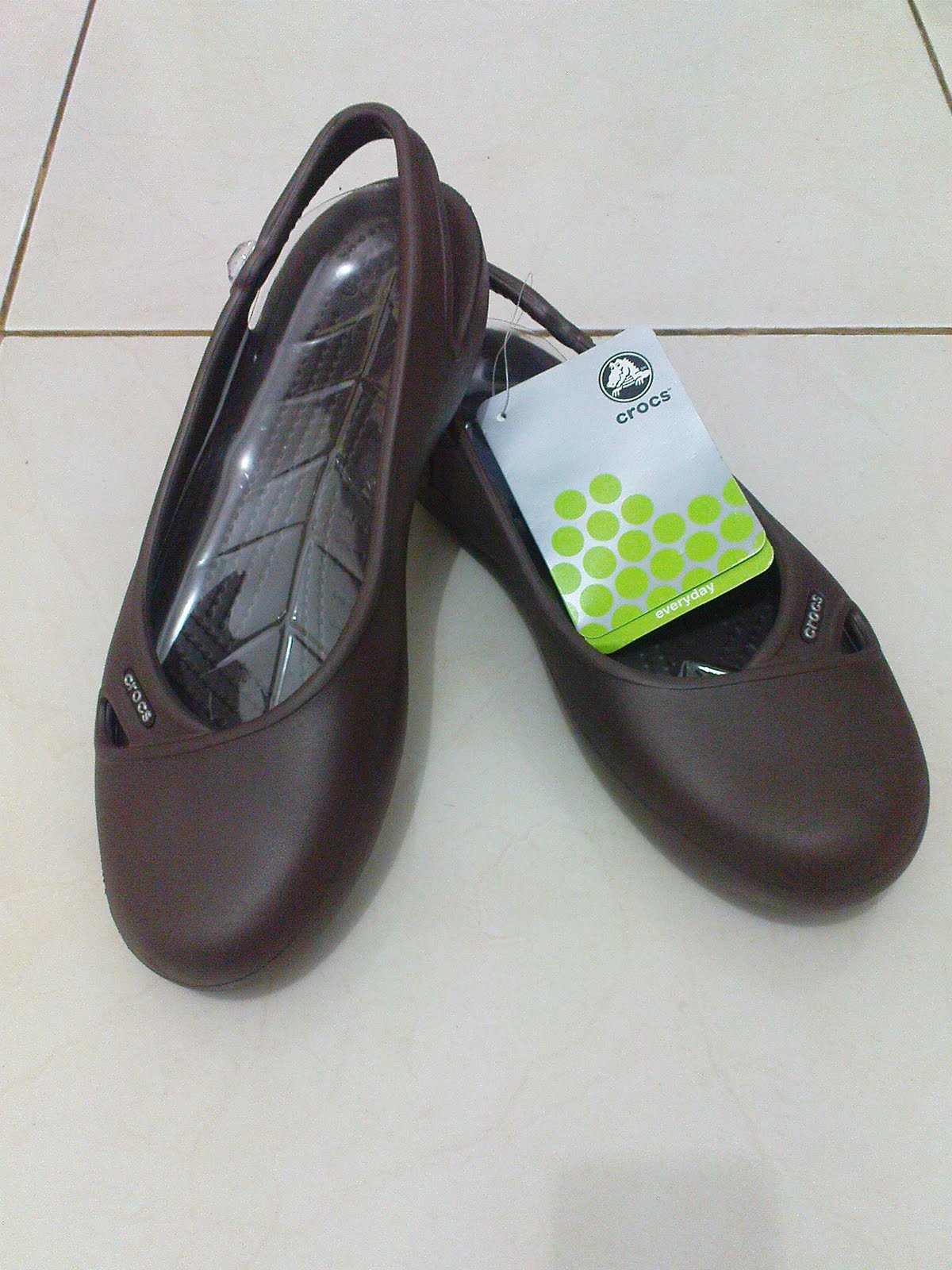 rachelshops: SEPATU CROCS
