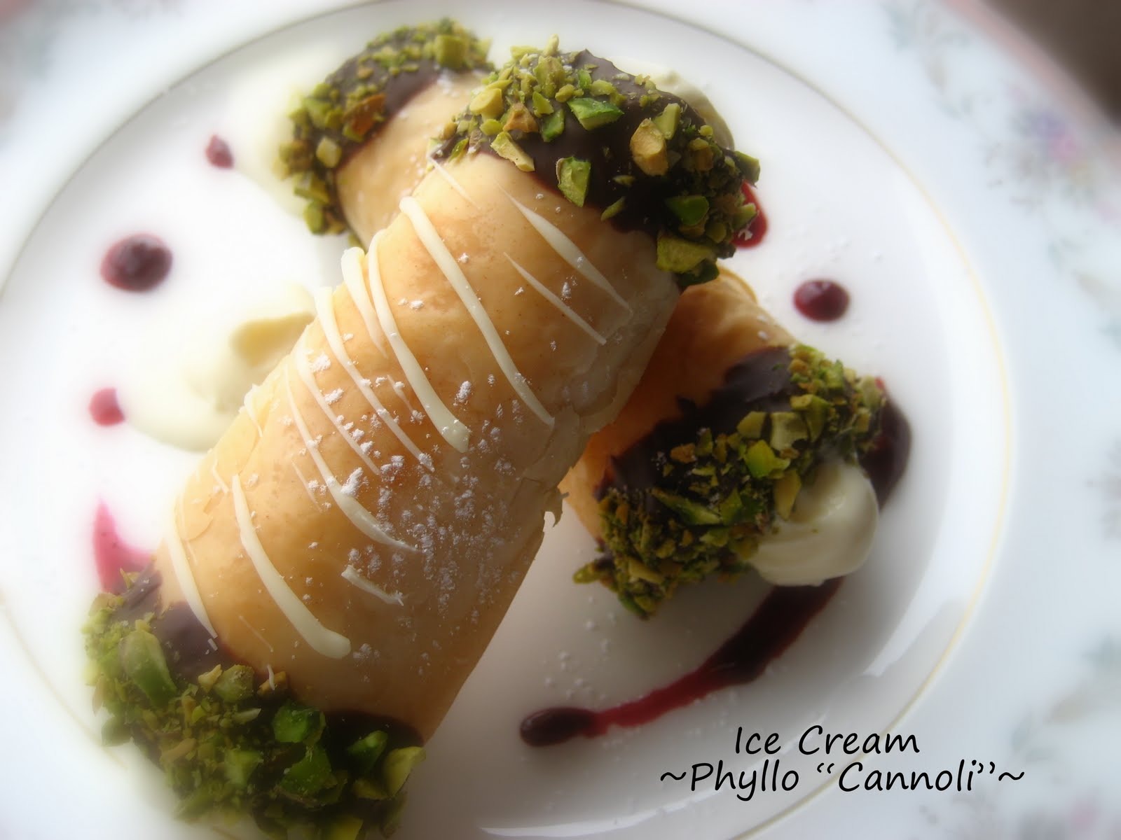 Home Cooking In Montana: Phyllo Dough " Cannoli "...filled with Vanilla ...