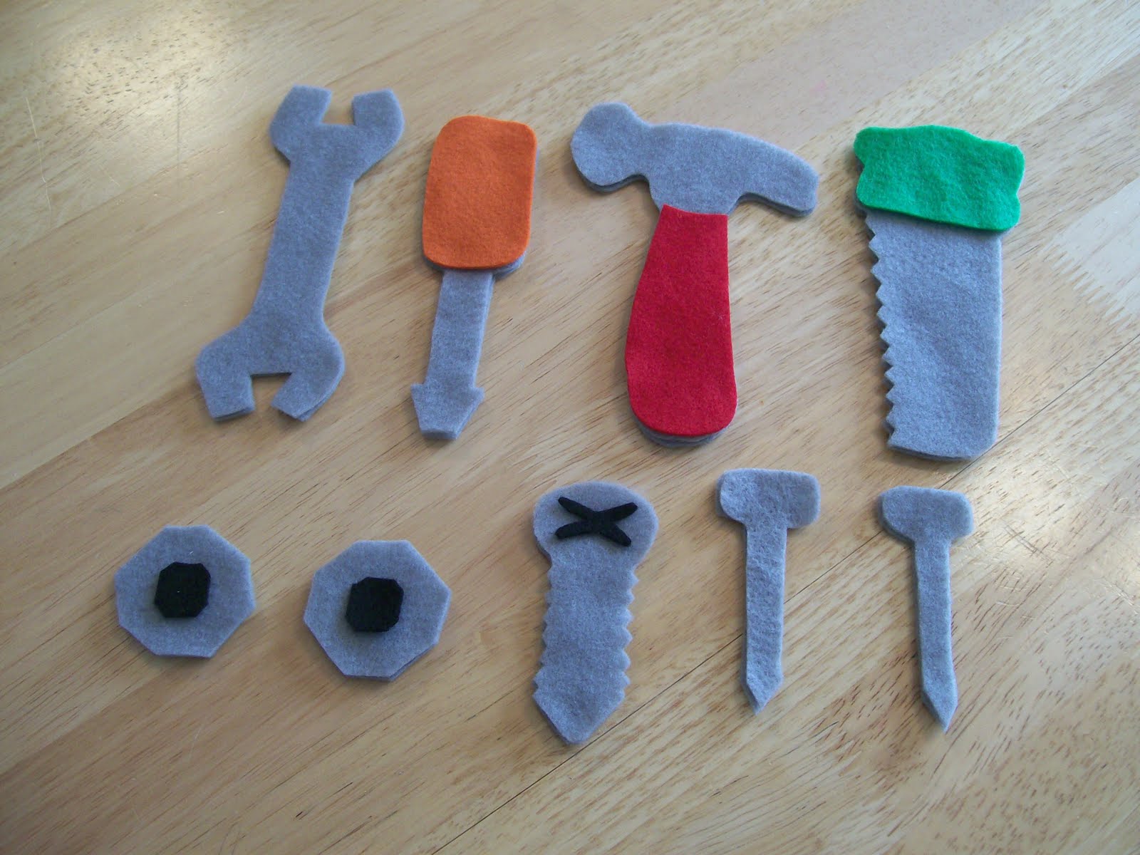 Serving Pink Lemonade: Felt Tools