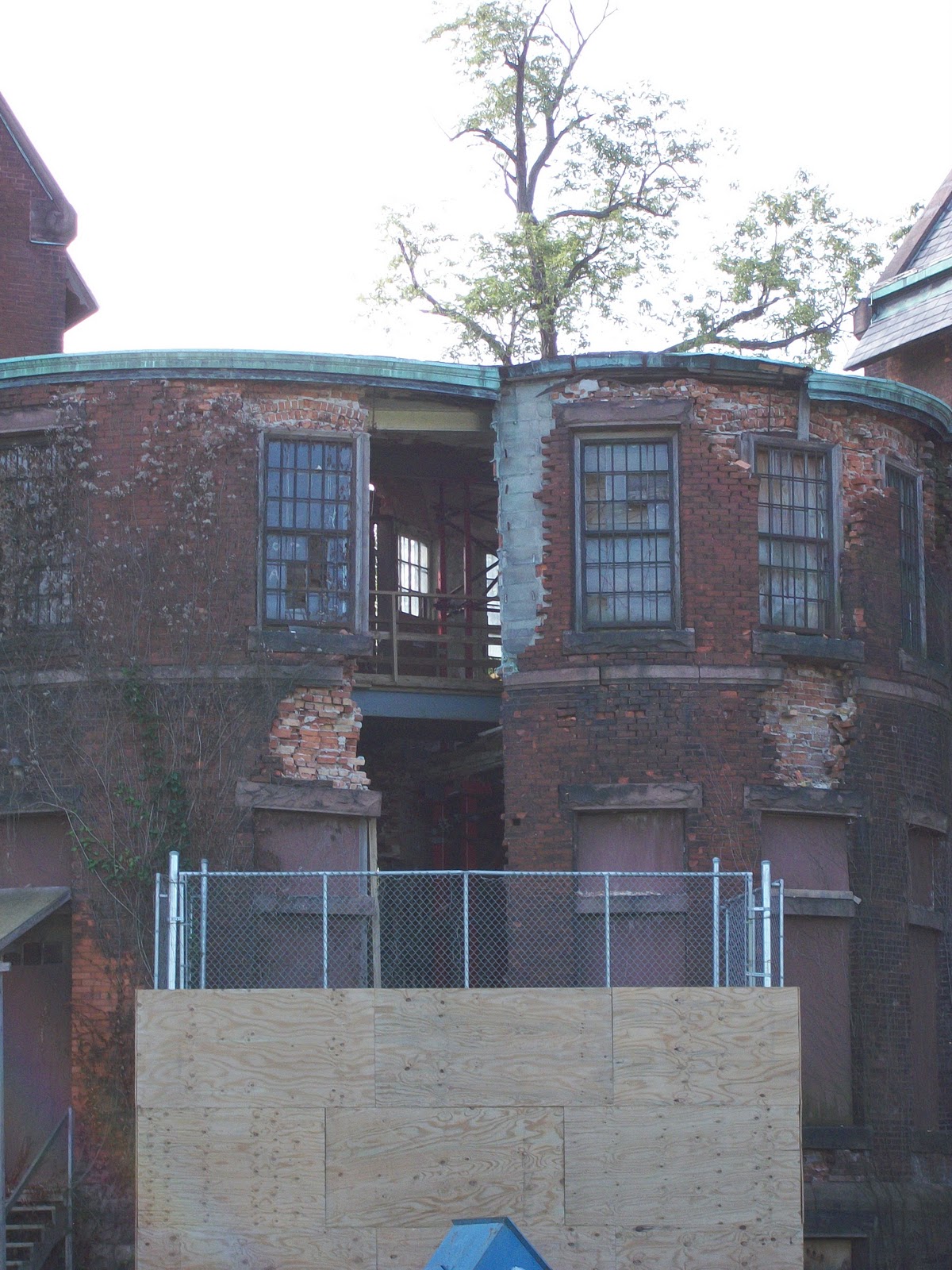 The Who, What, When of Where: Richardson-Olmsted Complex