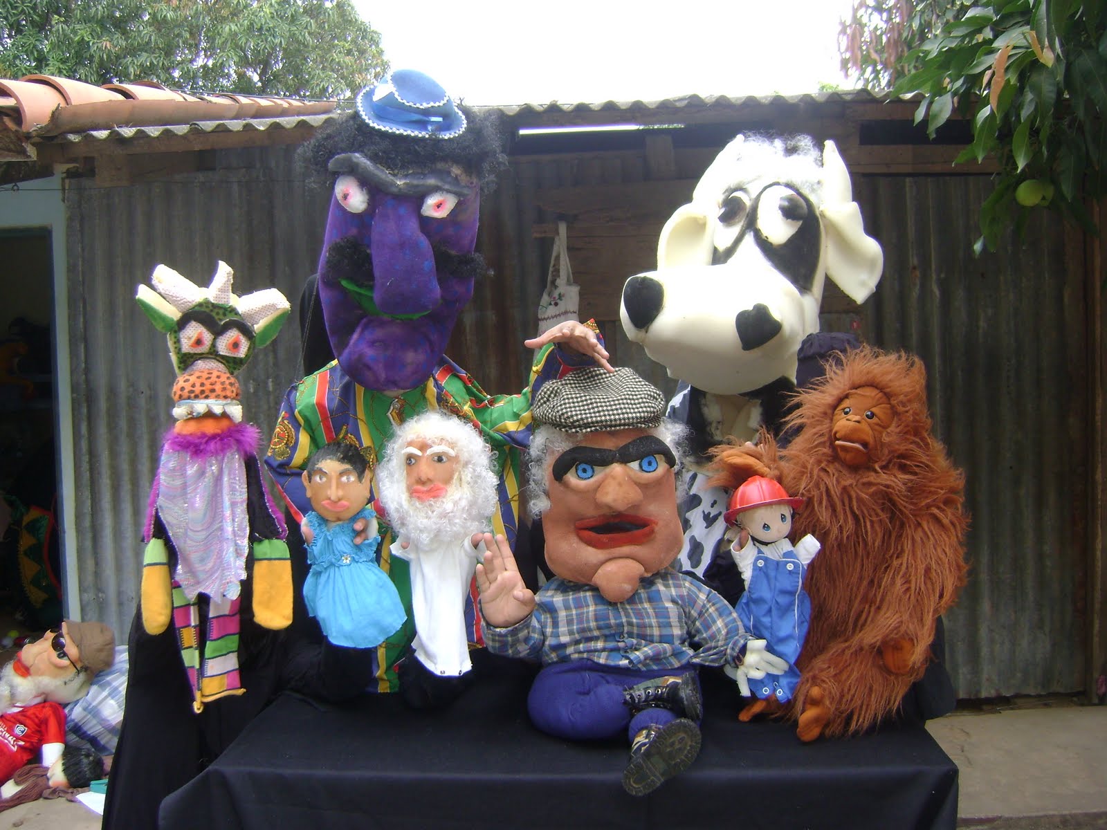 Teatro y Arte por Bolivia (FUNDARBOL): imagenes de la construccion de ...