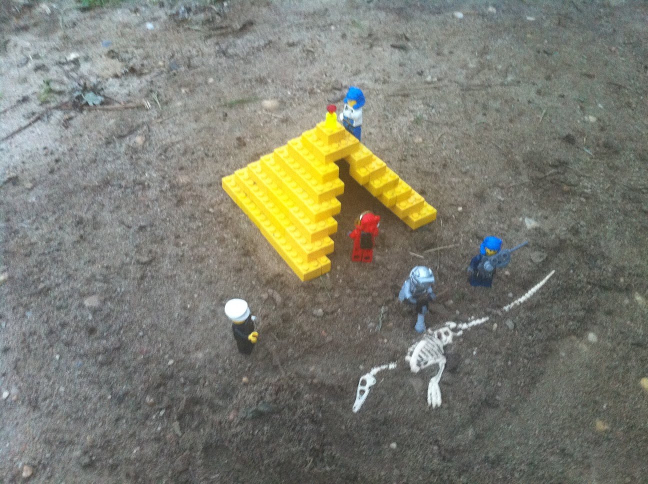 LEGO Quest Kids: Archeology Photos