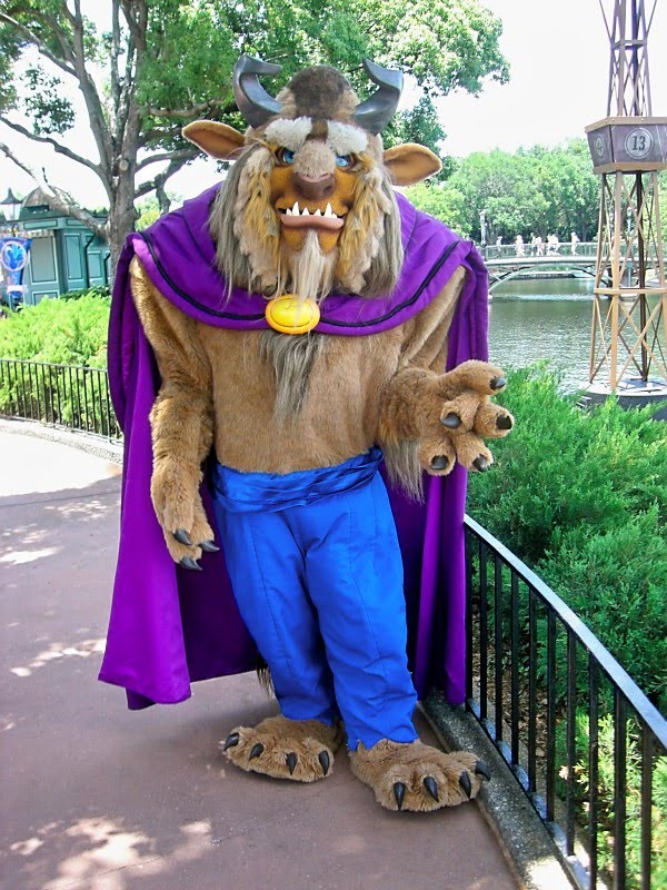 Unofficial Disney Character Hunting Guide: Epcot World Showcase Characters