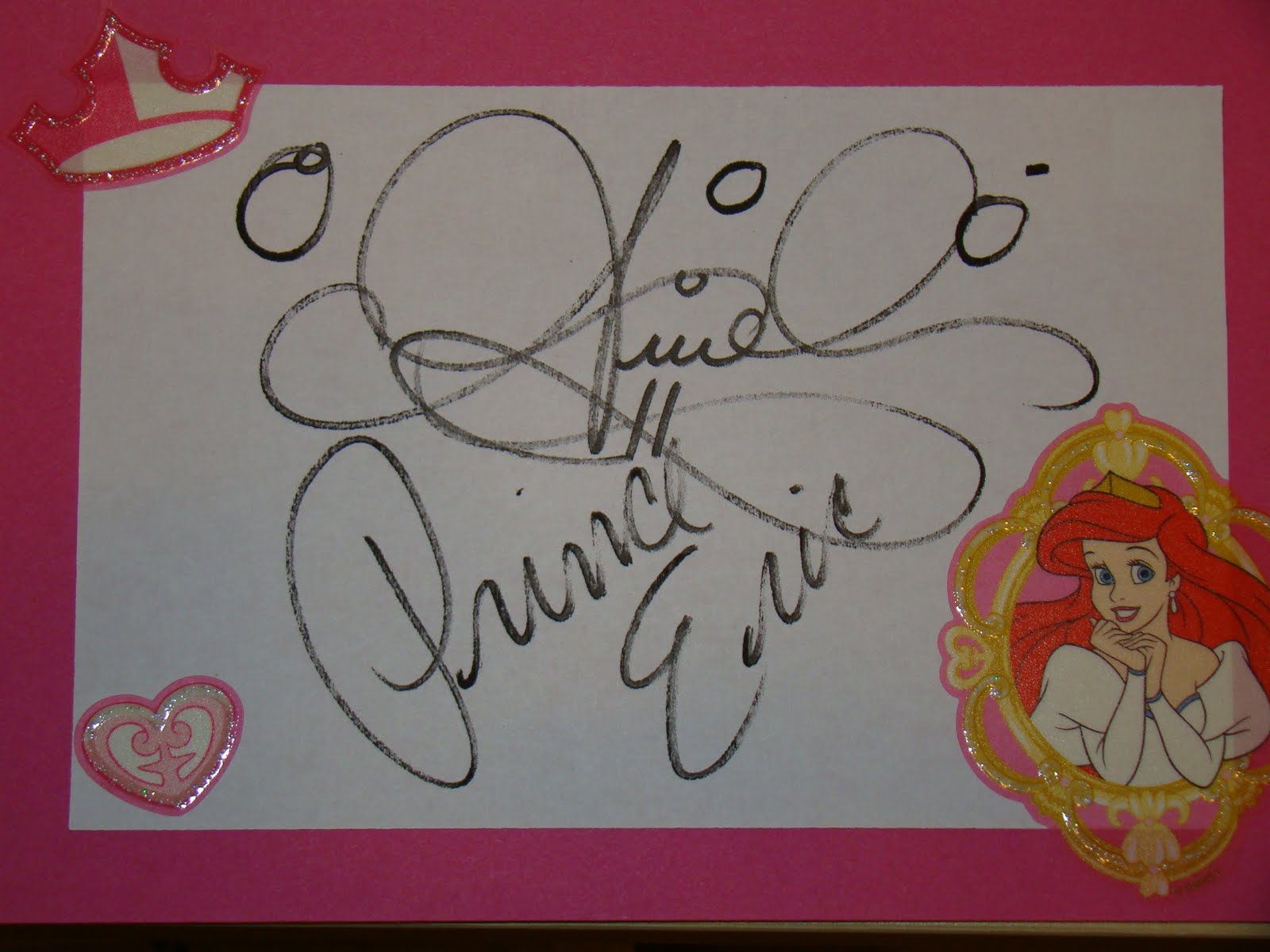 Unofficial Disney Character Hunting Guide: Character Autographs!