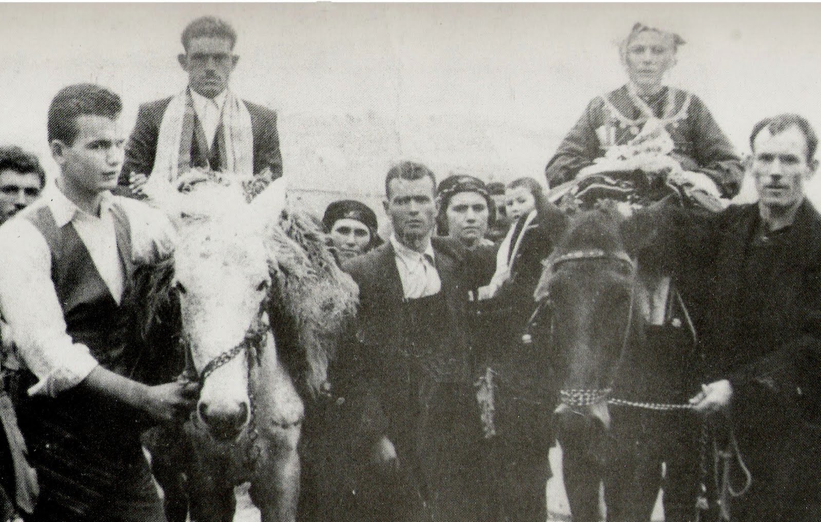 ΟΔΟΙΠΟΡΙΚΟ ΣΤΗΝ ΠΟΛΙΤΙΣΤΙΚΗ ΠΑΡΑΔΟΣΗ ΤΗΣ ΚΑΙΣΑΡΕΙΑΣ: Οικογενειακος βιος ...