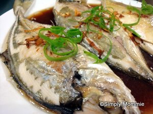 Hong Kong style steamed fish | Simply Mommie