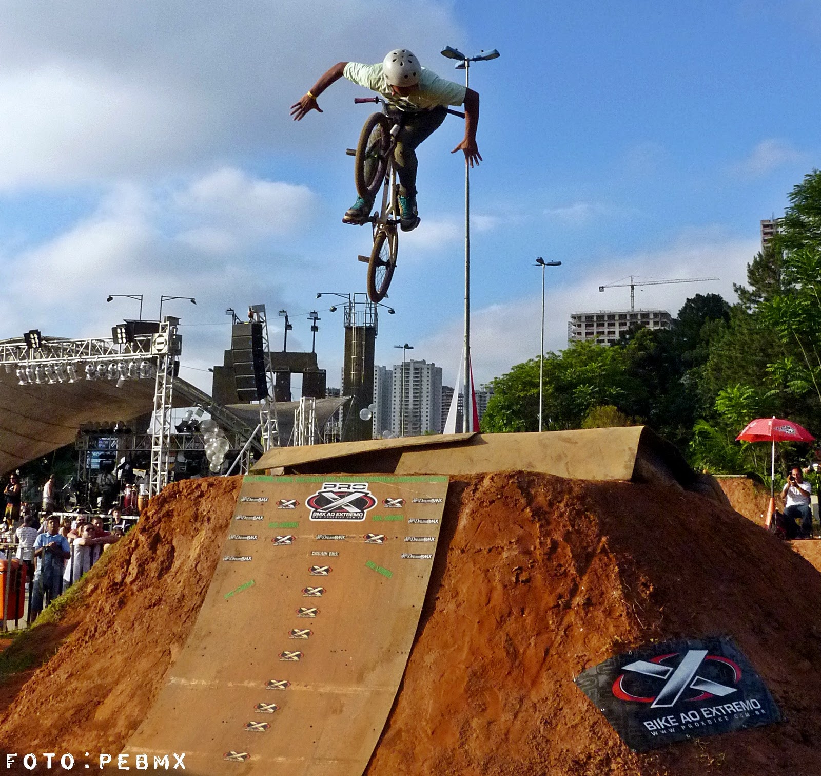 AtomicBmx: VLCS - CULTURA FEST - BMX DIRT JUMP