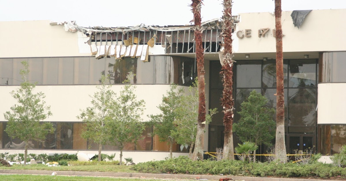 Sam's Photo Blog: Tornado Aftermath 12/26/06