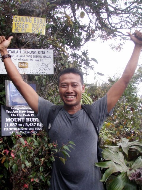 SEASON EXPLORER: Mount Bubu the 'blood sucker leech' 1657 m 14-16 Mei 2010
