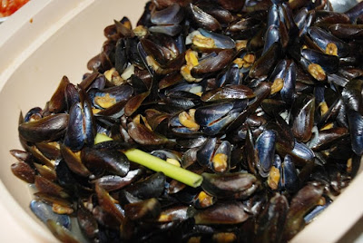 Story of a Trailing Spouse: Fulfilling our ketaisan liur...