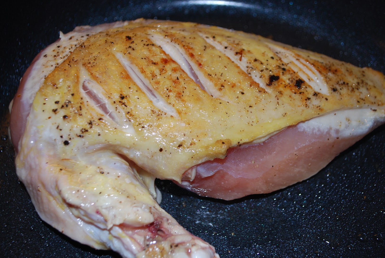 Camillas mat & kakedesign: Liveche kylling med appelsinsaus.