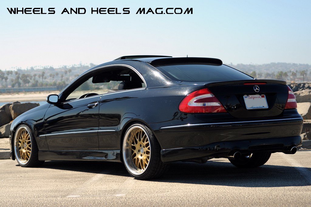 W&HM Featured Model - Kate Derr and Team ShoPow (1/2)