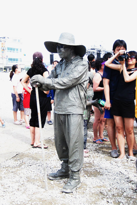 The Yellow Brick Road: Mud fest part 1