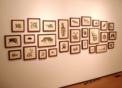 Family Photo Wall Display: Photo Wall Display Ideas & Examples